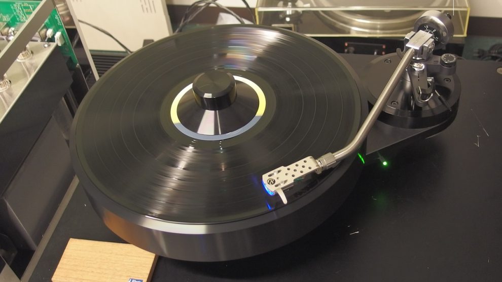 取付例：B / Btタイプ – Glanz | トーンアーム